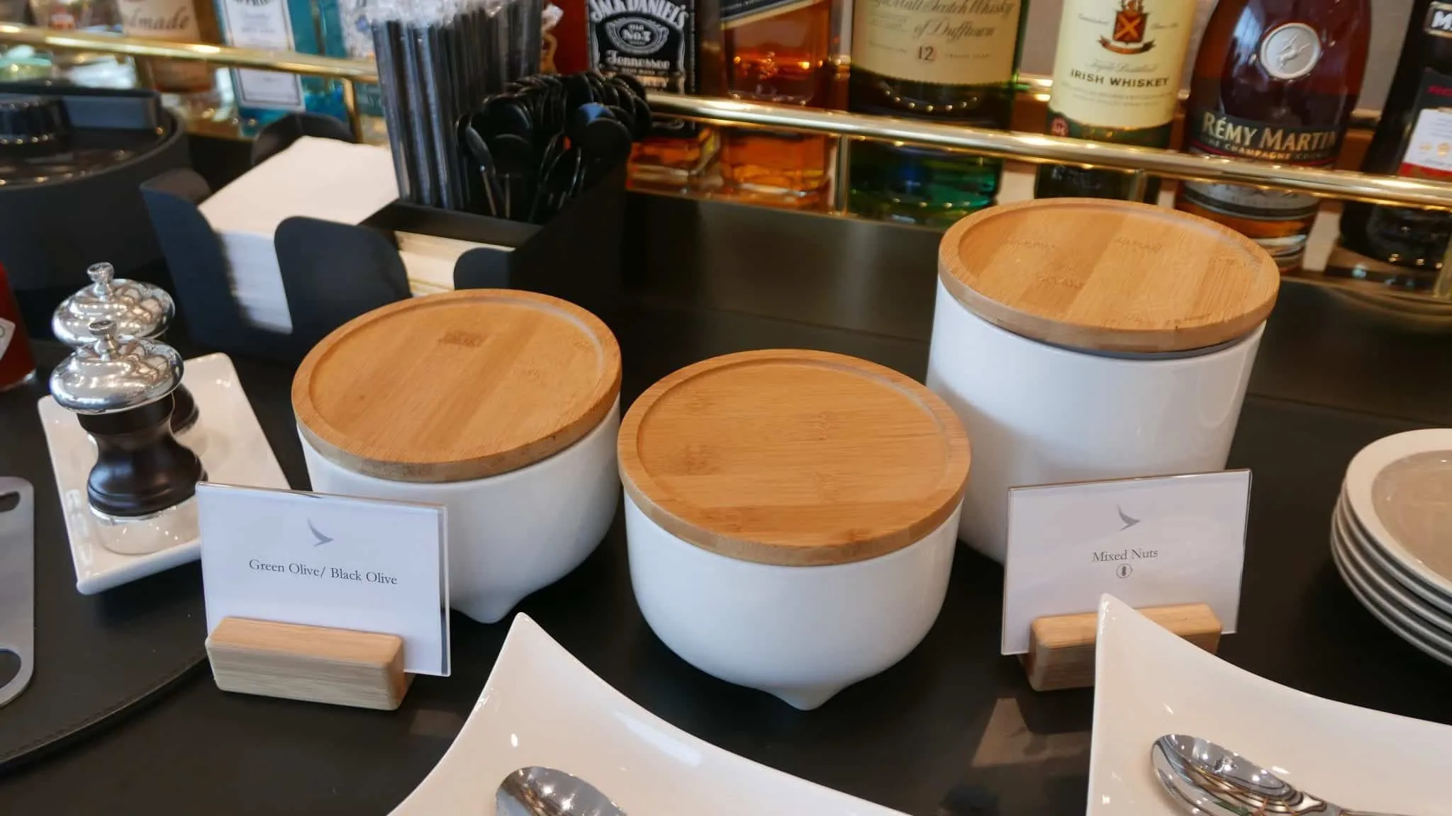 REVIEW: Cathay Pacific – First Class Lounge, London Heathrow T3 (post ...