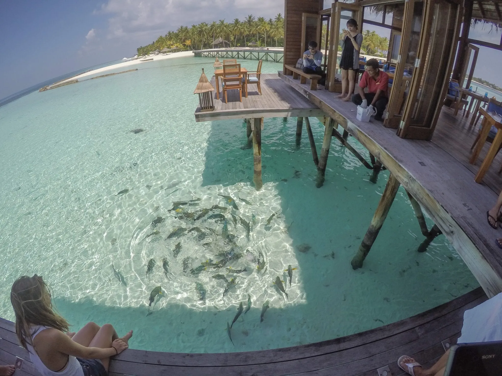 GUIDE: Eating and Drinking at the Conrad Maldives – The Luxury Traveller