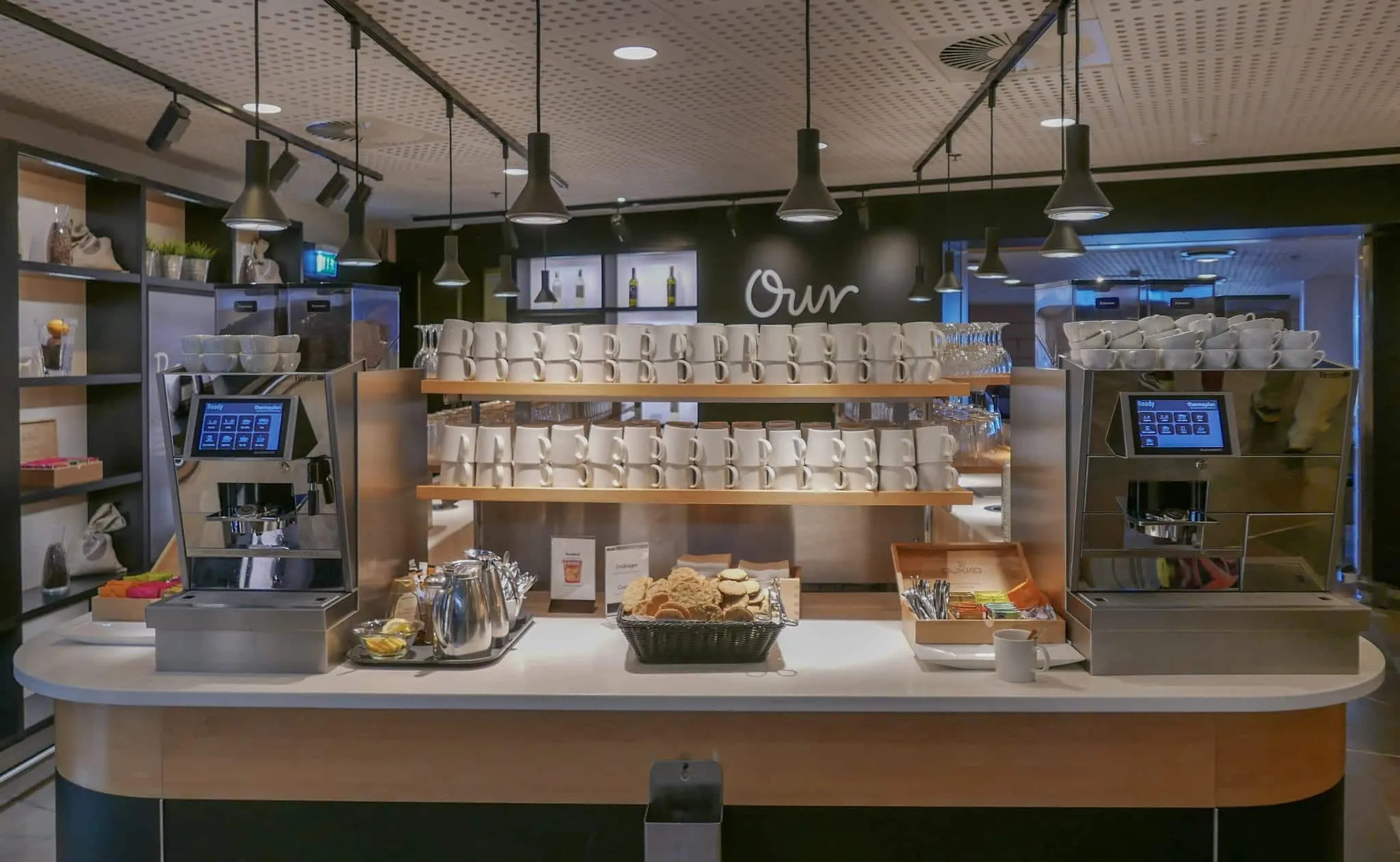 REVIEW: SAS Lounge, CPH T3 – The Luxury Traveller