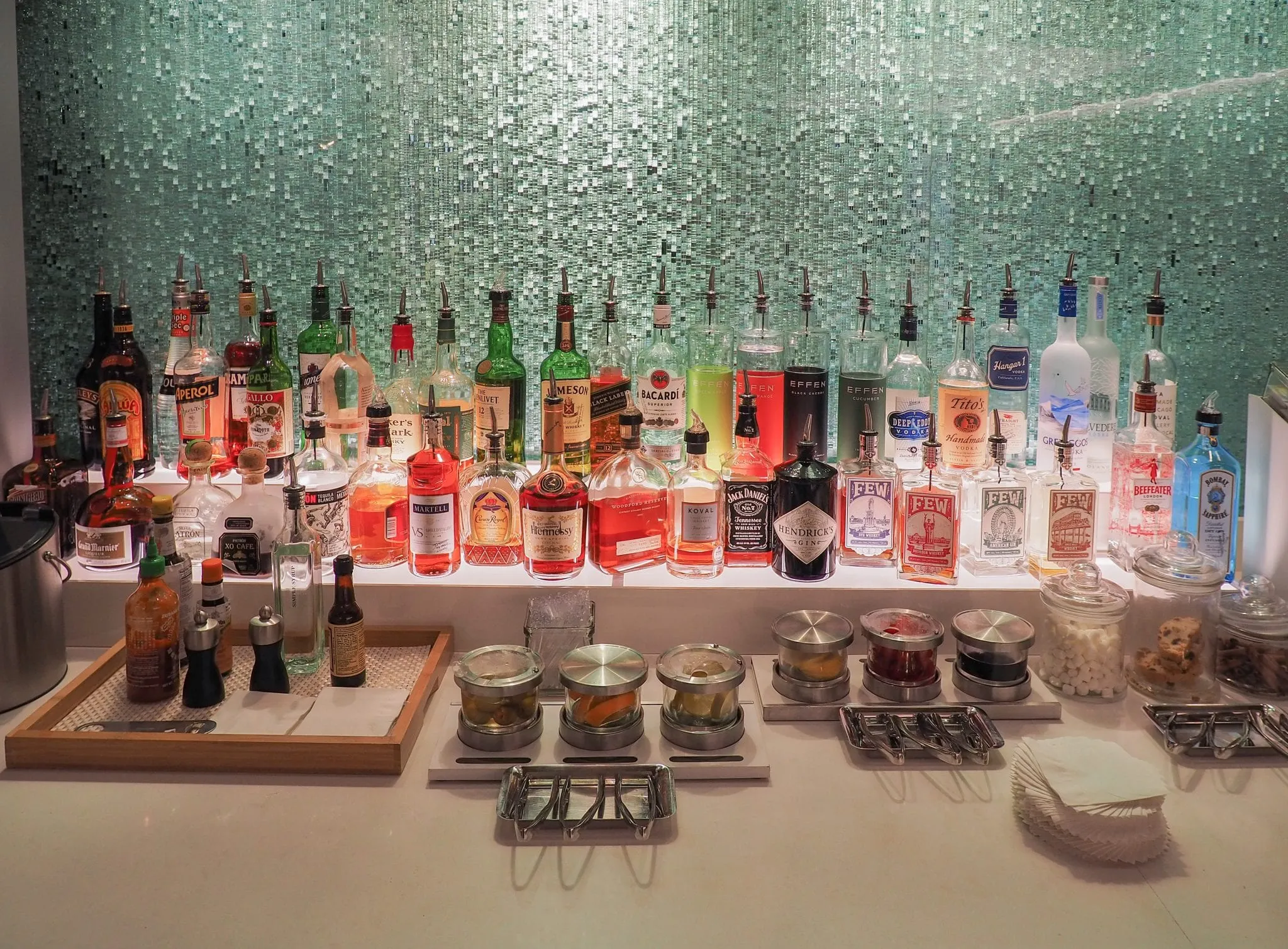 REVIEW: American Airlines Flagship Lounge, Chicago – ORD T3 – The ...