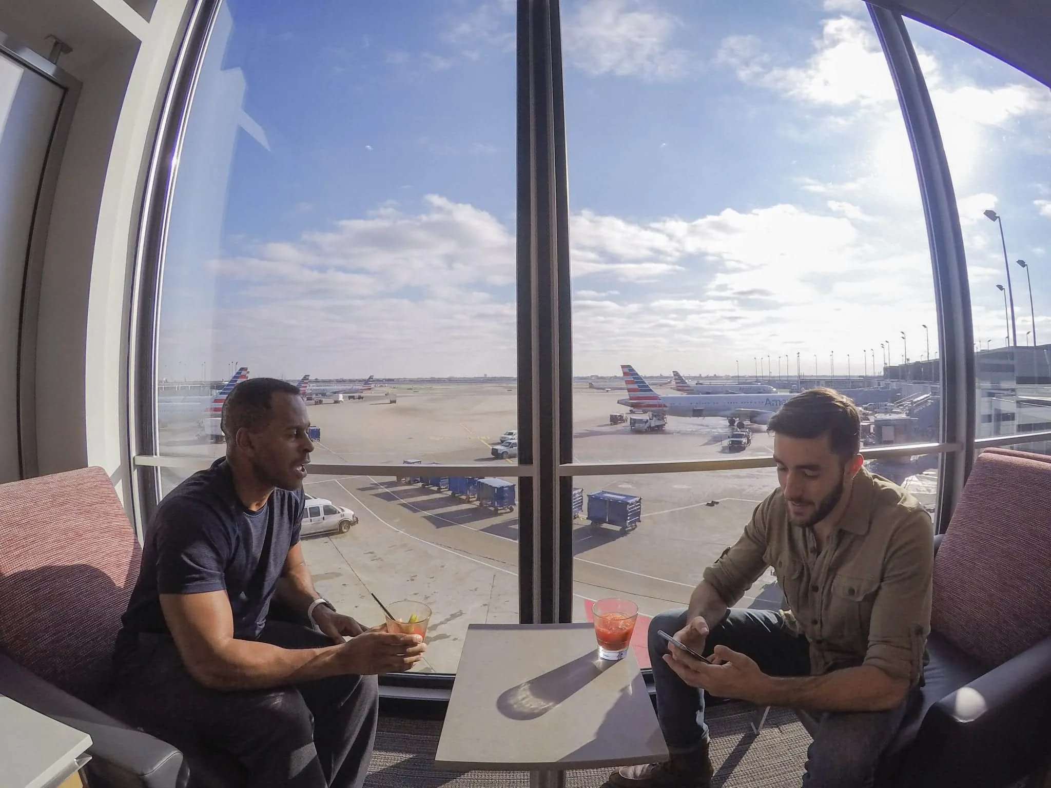 REVIEW: American Airlines Flagship Lounge, Chicago – ORD T3 – The ...
