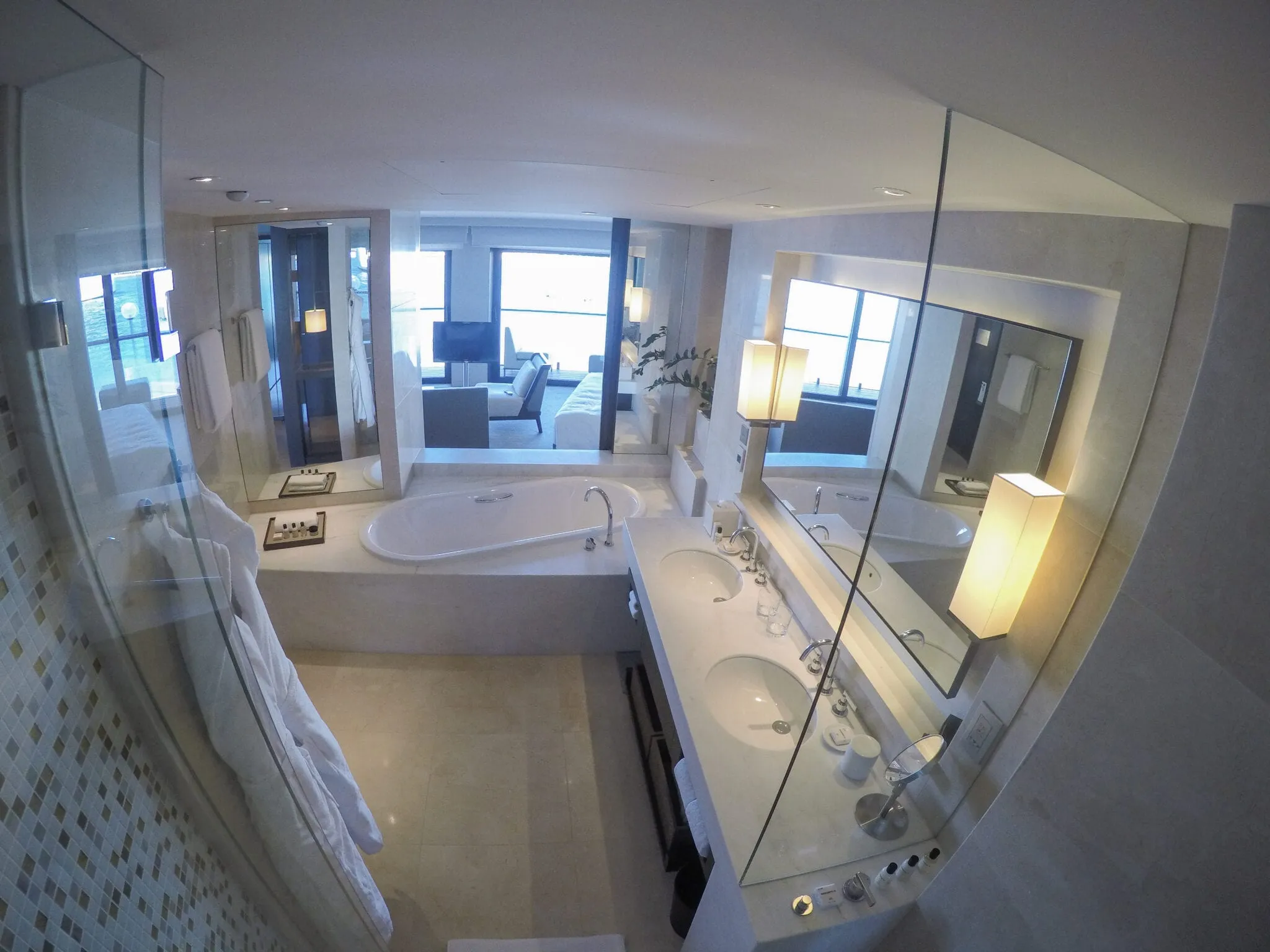 REVIEW: Park Hyatt Sydney – Opera Deluxe Room – The Luxury Traveller