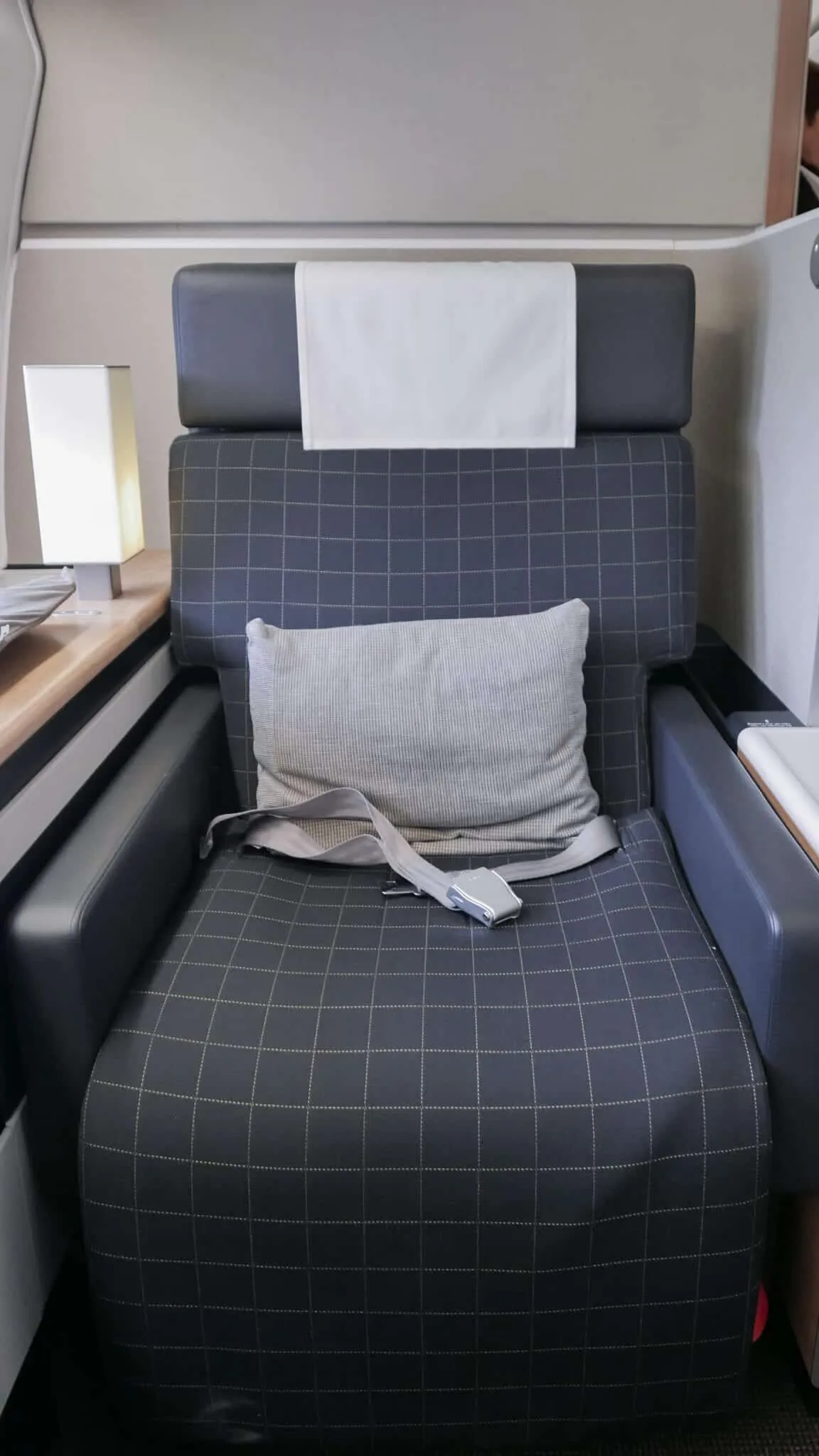 REVIEW: SWISS – First Class – Montreal YUL to Zurich ZRH (B777) – The ...