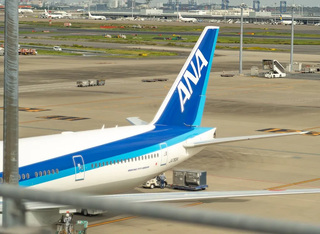 REVIEW: ANA – New First Class “The Suite” – Tokyo HND to London LHR ...
