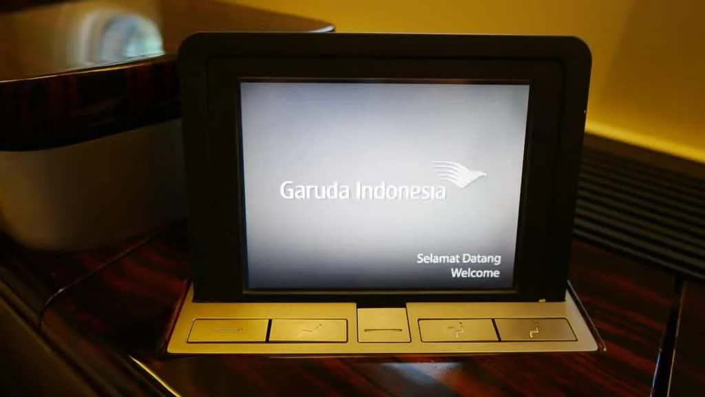REVIEW: Garuda Indonesia – First Class – Jakarta CGK to London LHR ...