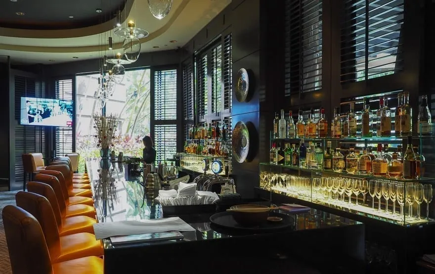 REVIEW: Four Seasons Singapore – The Luxury Traveller