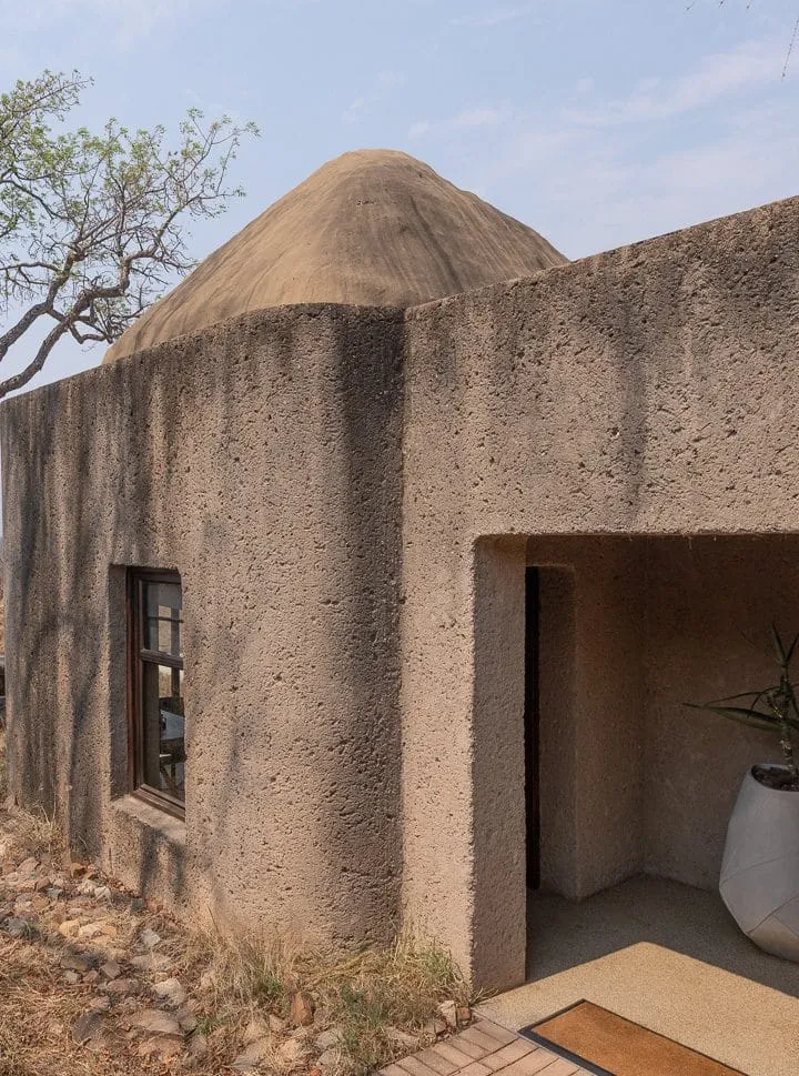 REVIEW: Sabi Sabi Earth Lodge (South Africa) – The Luxury Traveller