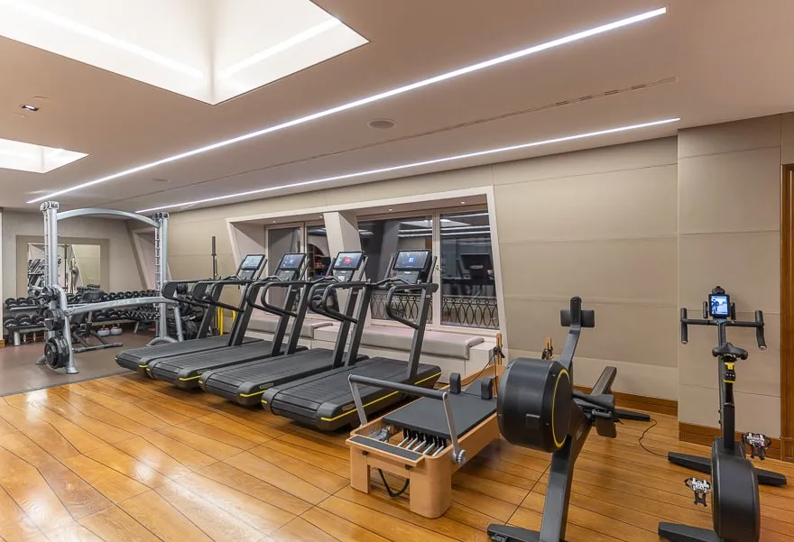 REVIEW: Four Seasons Geneva (Hotel des Bergues) – The Luxury Traveller