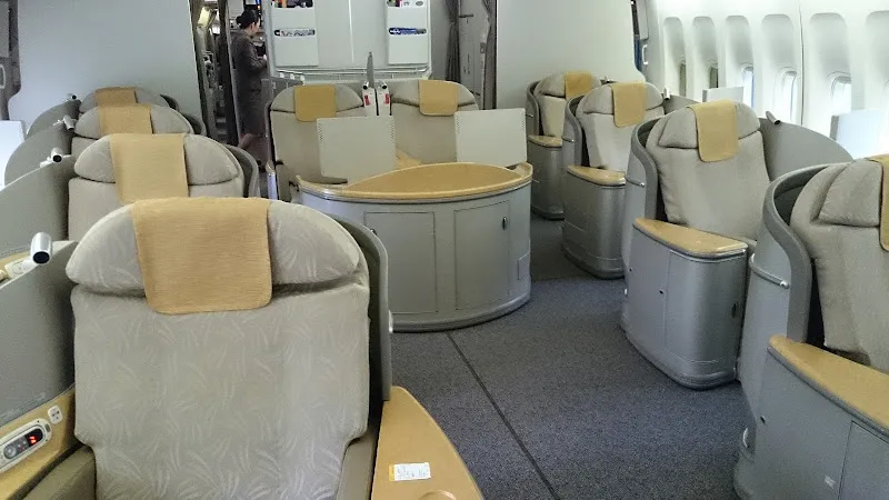 REVIEW: Asiana Airlines – First Class – Seoul Incheon to Tokyo Narita ...